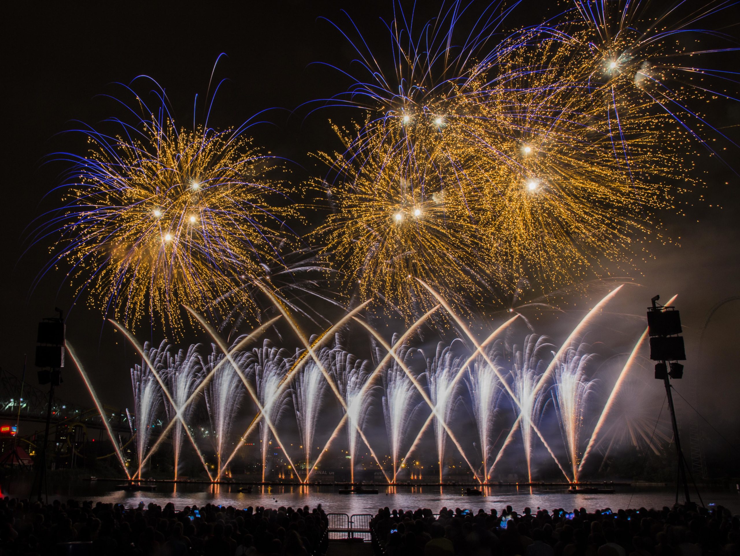 Edit Montreal | Rozzi Fireworks